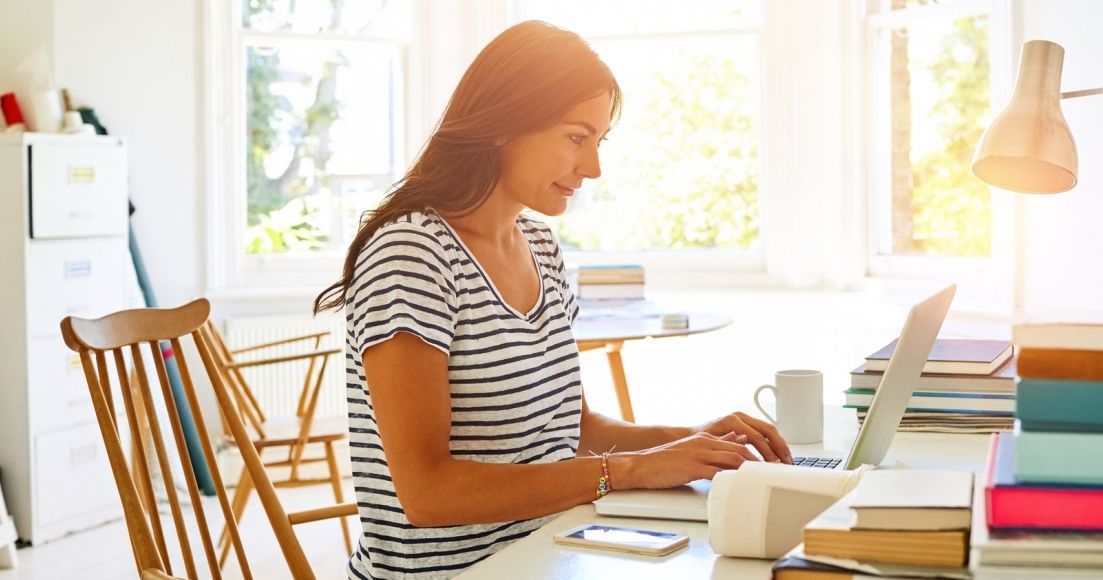 How to Set up Your Workspace Ergonomically - The Habitat