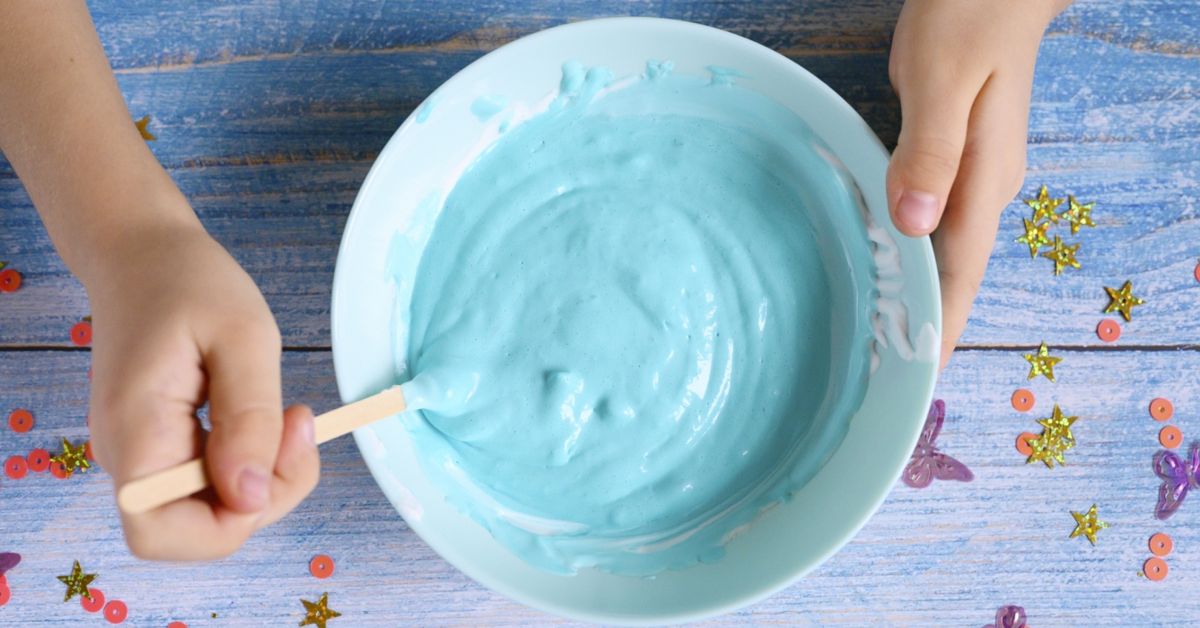How to Make Oobleck With Just Two Ingredients - The Habitat
