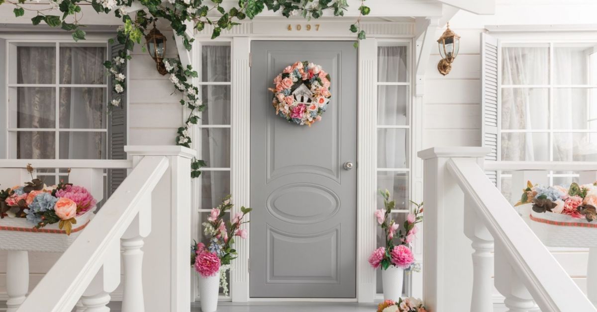 Stylish Front Door Decor Ideas for Every Season - The Habitat