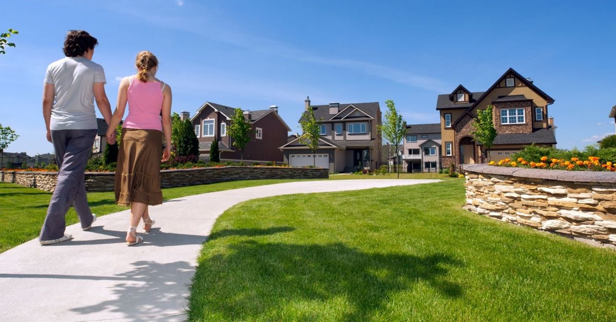 10 Reasons to Consider Moving to the Suburbs - The Habitat