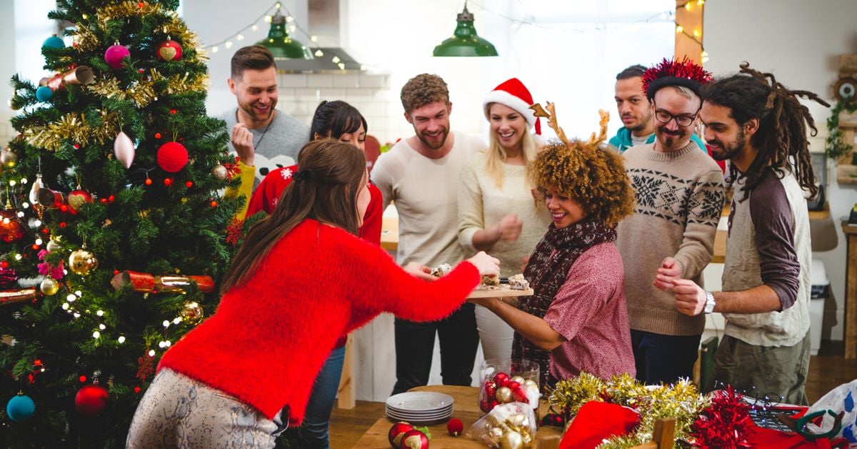 How To Throw A Stress-Free Christmas Party This Season - The Habitat