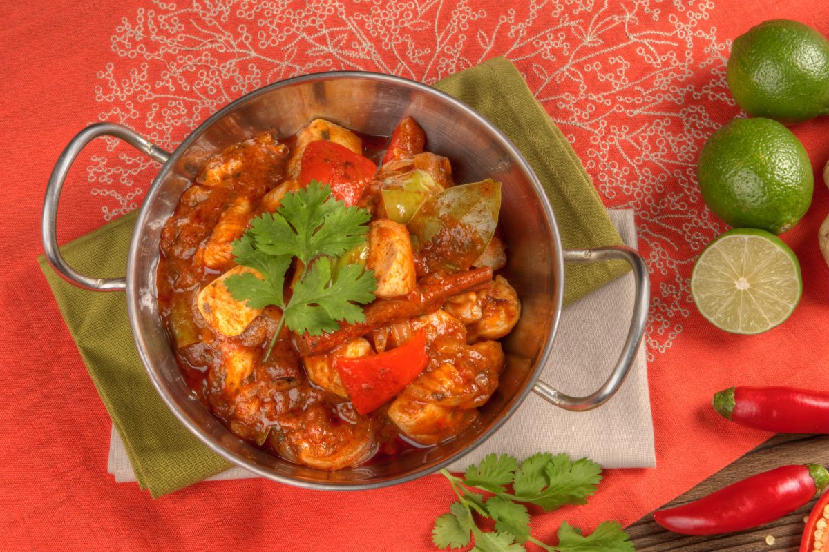 10 Crowd-Pleasing Chicken Recipes to Try - The Habitat