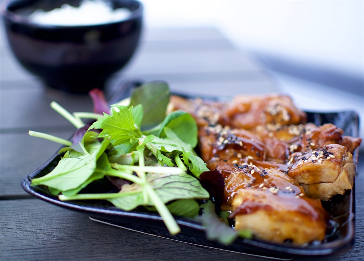10 Crowd-Pleasing Chicken Recipes to Try - The Habitat