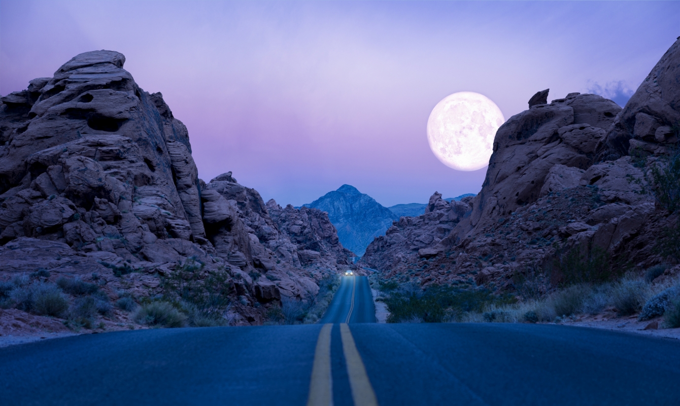 How The Moon Helps Life On Earth - The Habitat