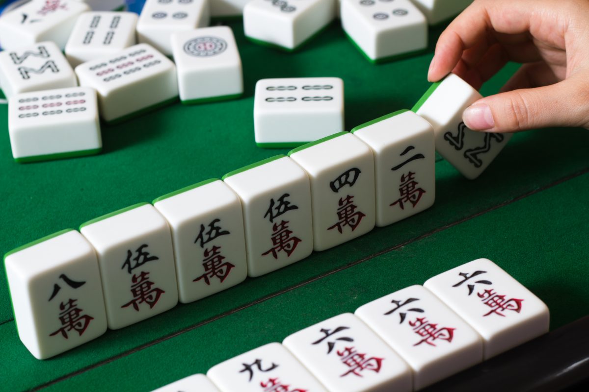 Mahjong Basics: How to Play and Win - The Habitat
