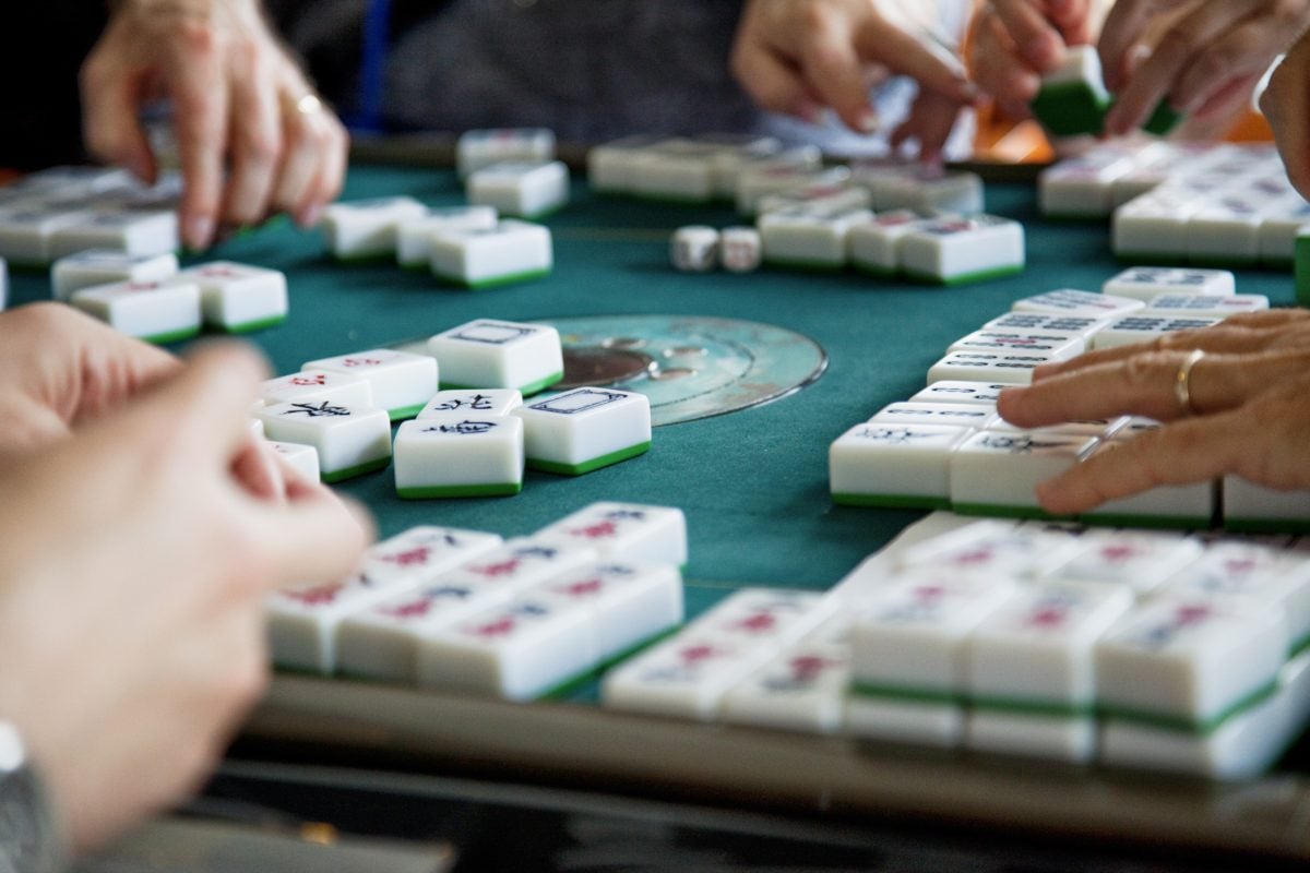 Mahjong Basics: How to Play and Win - The Habitat