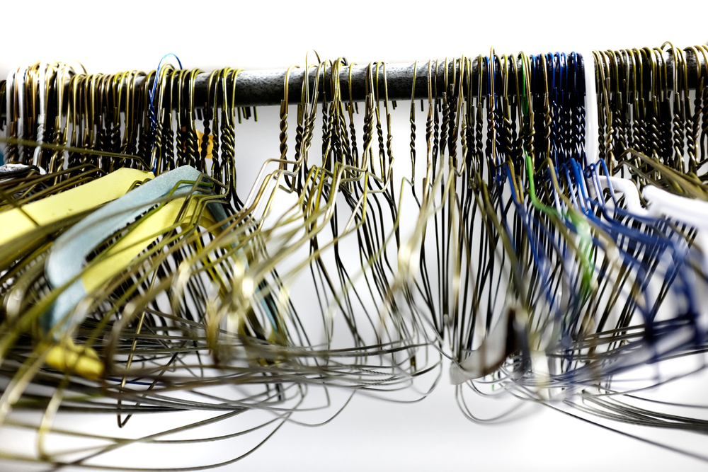 Creative Crafts to Make Use of Old Wire Hangers - The Habitat
