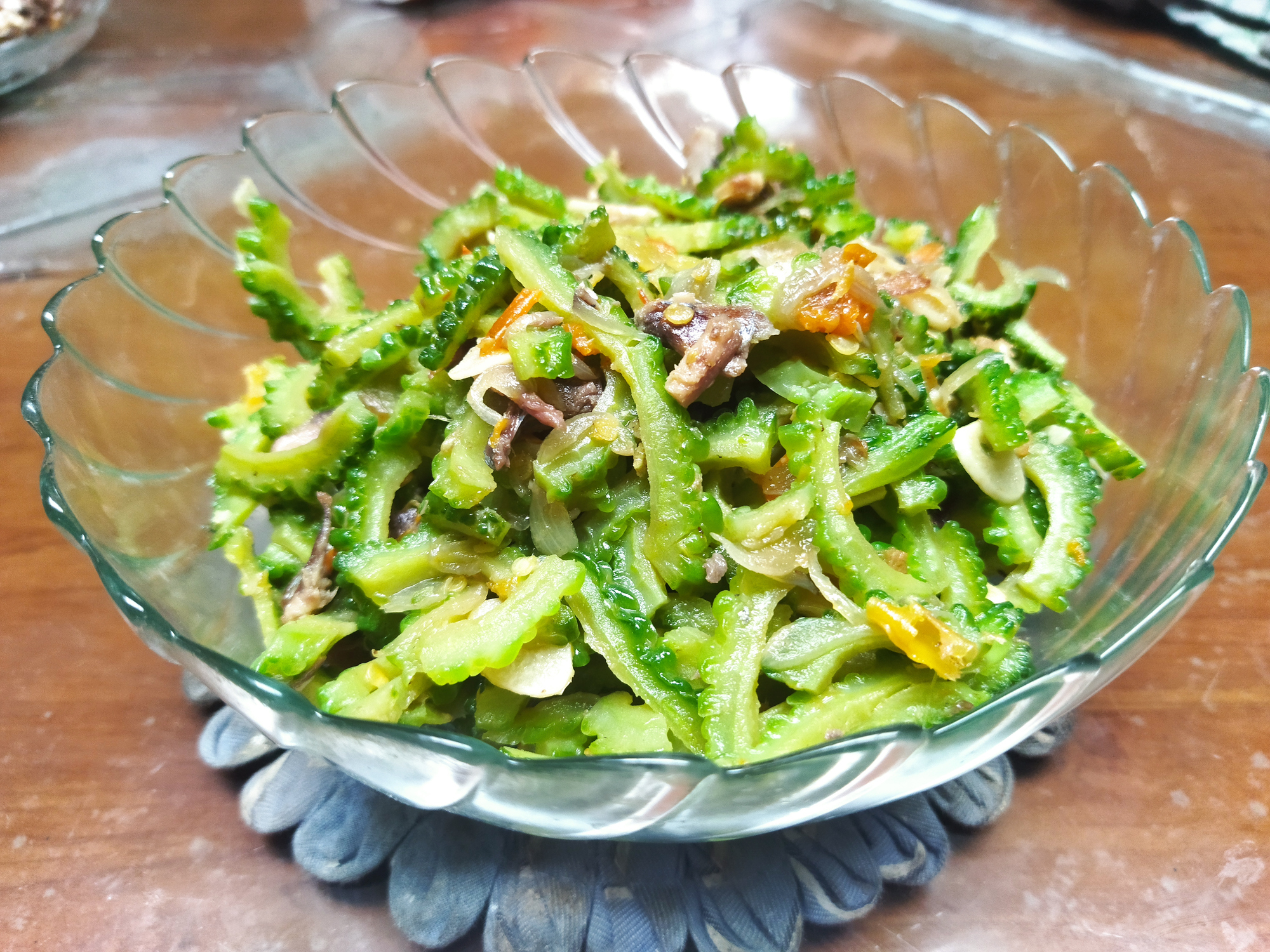 How to Care for the Western Sword Fern - The Habitat