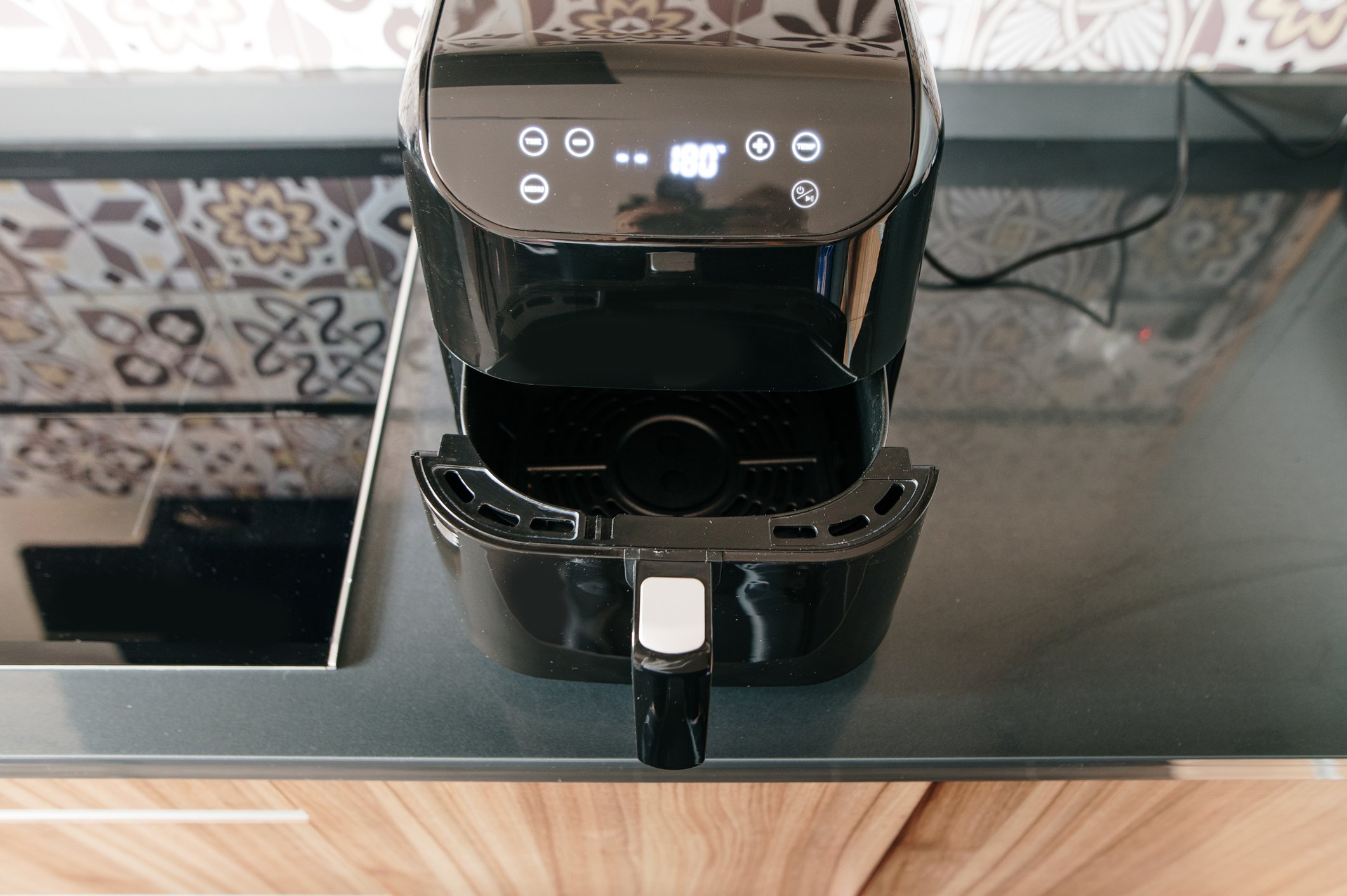 How To Clean Your Air Fryer - The Habitat