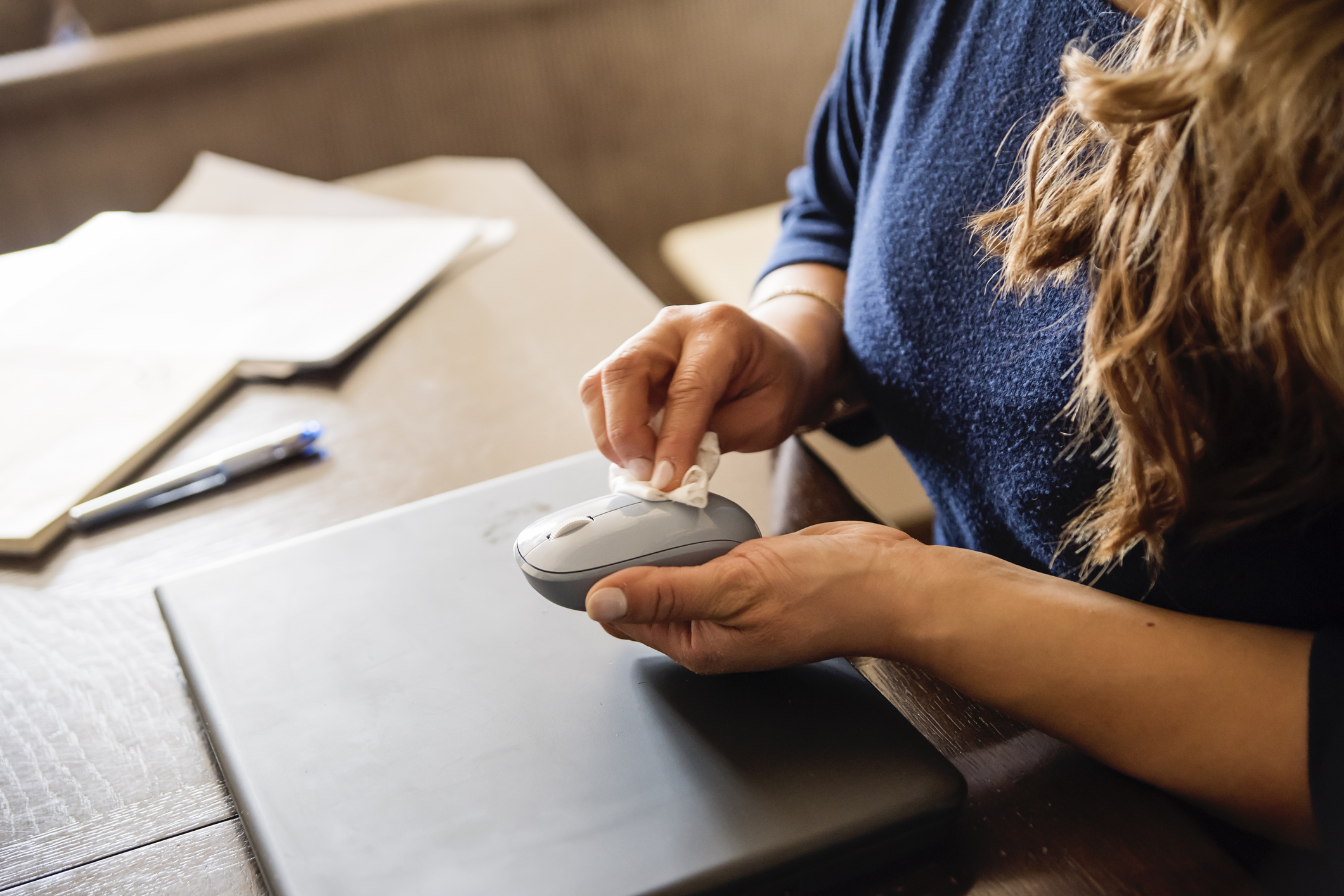 The Best Ways to Clean Your Electronic Devices - The Habitat