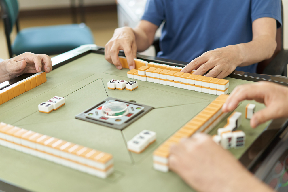 Mahjong Basics: How to Play and Win - The Habitat