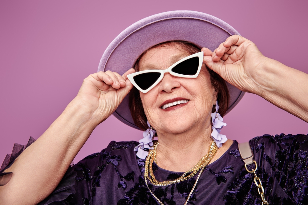 30 Dressing Mistakes to Avoid After 50 - The Habitat